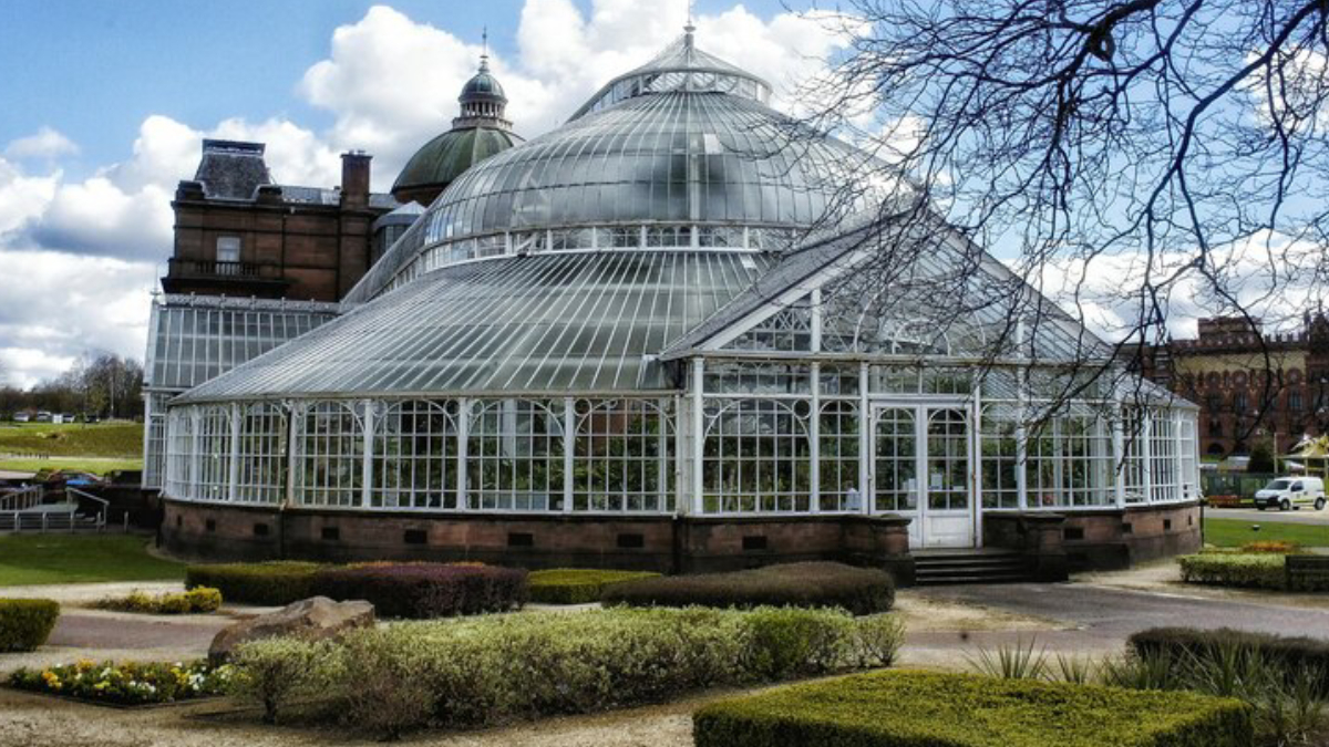 Chauffeur Service In London | Top 10 Natural History Museums - Rol Drive